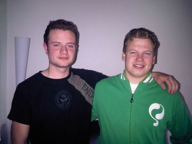 Medaille voor duo dat vrouw uit water haalde | Foto | gelderlander.nl