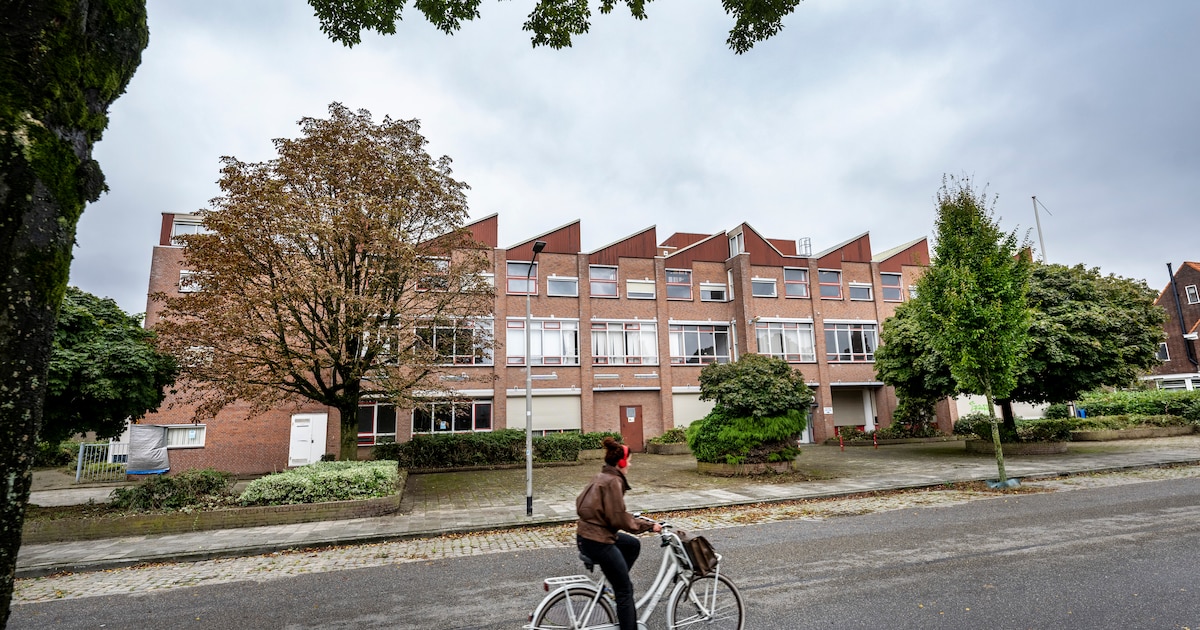 Krakers kraken pand waar al mensen antikraak in wonen, beheerder ...