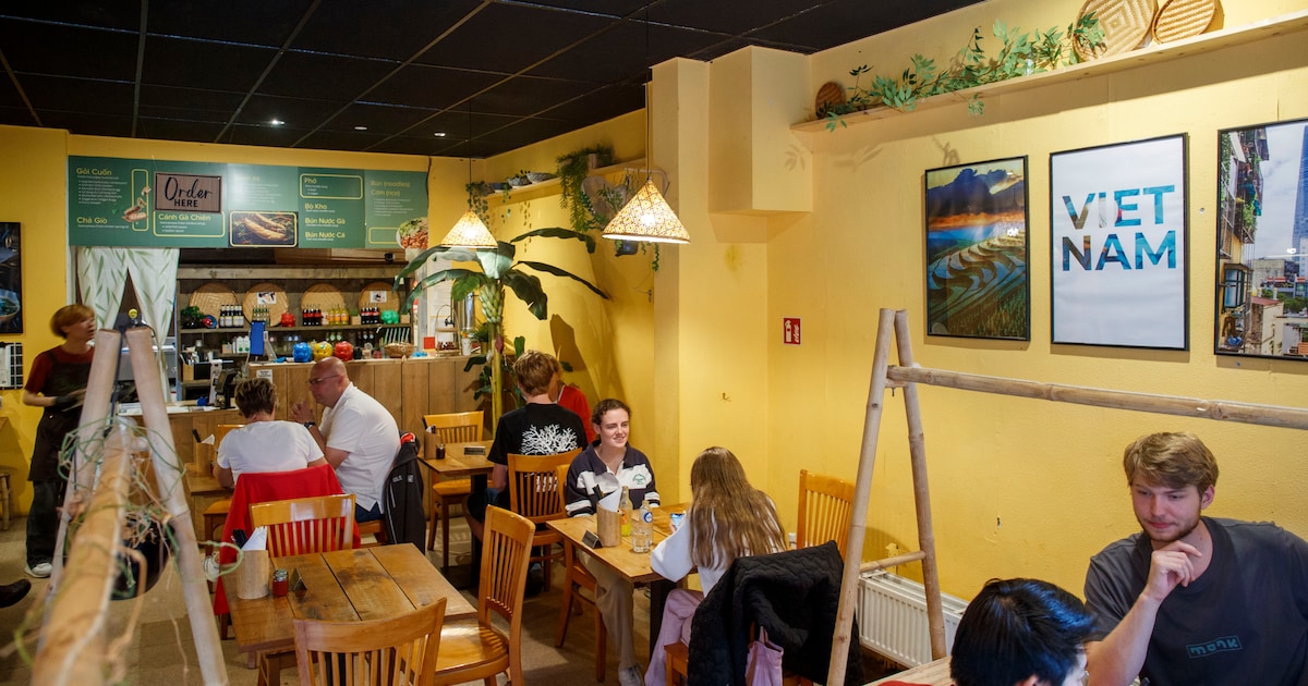 Waarom dit Vietnamese eettentje altijd vol zit (en gelukkig doen ze ...