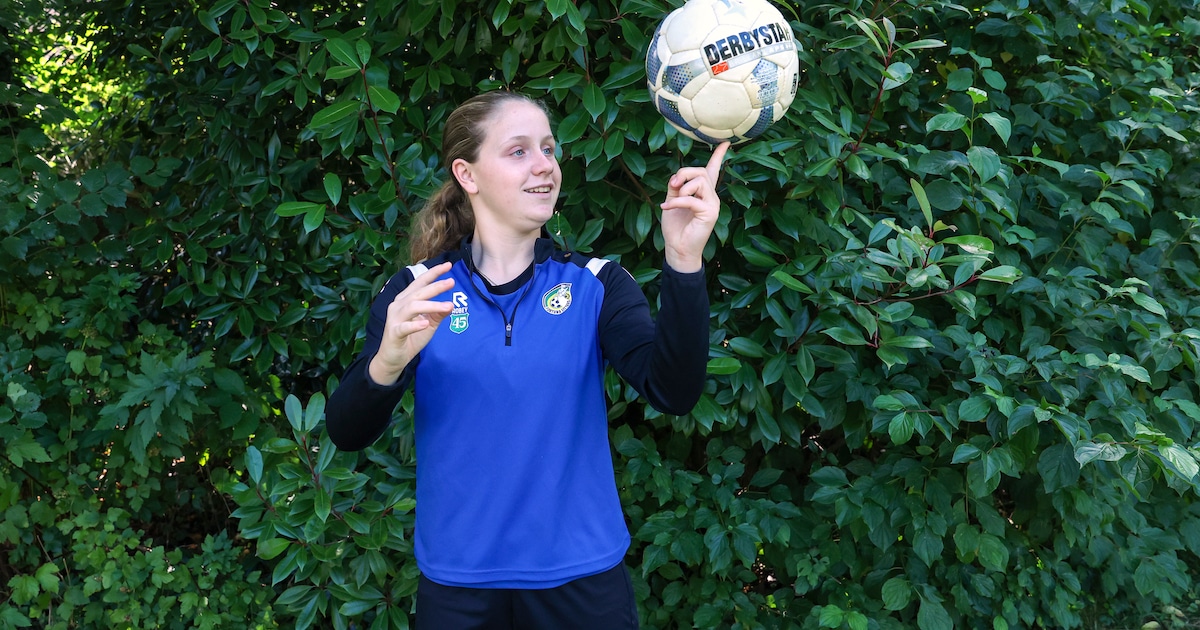 Leshley van Verseveld (17) krijgt een kans bij Bayer Leverkusen: ‘Na ...