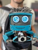 Robin (31) bouwde een robot die níet op Robin lijkt - maar probeer dat ...