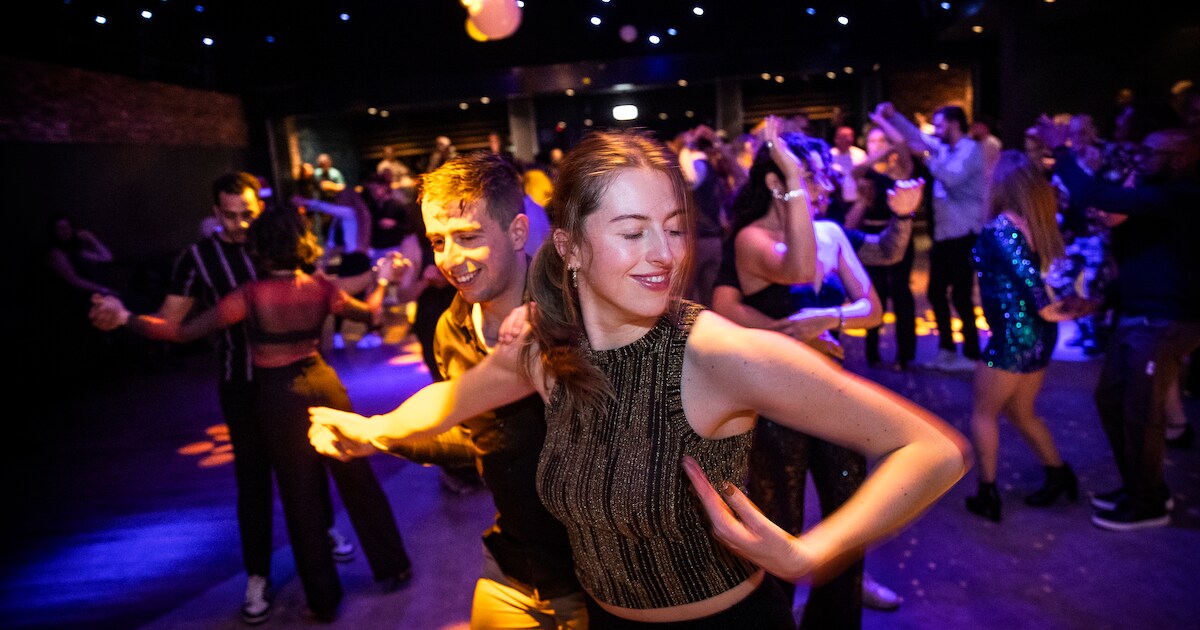 Met Kerst toch lekker dansen op swingende Latijns-Amerikaanse klanken ...