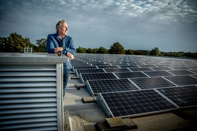 Zonnepanelen moesten sporthal verduurzamen, maar leiden nu tot ...
