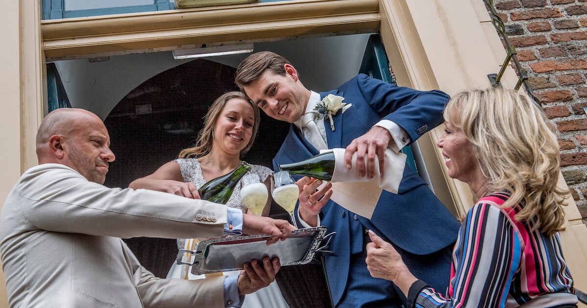 Na jaren trouwe dienst zijn Marjel en Johan nu de baas van een van de populairste trouwlocaties ...