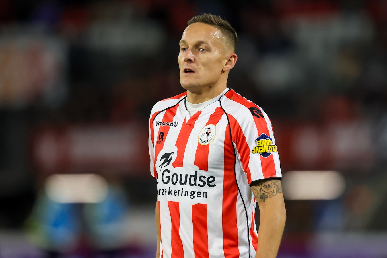 Jens Toornstra (36) terug in De Kuip, maar nu als bankzitter: ‘Hoe ...