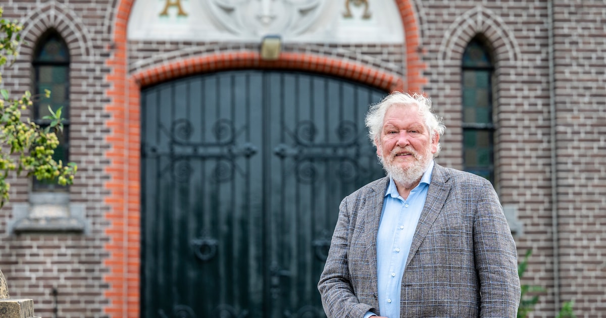 Van je verlaten kerk een dorpshuis maken? Bel Evert van Schoonhoven, de man die op de ...