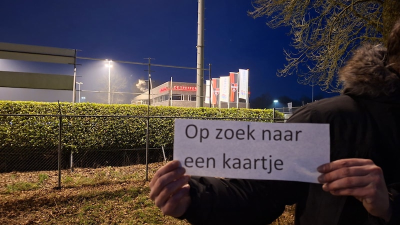 LIVE KNVB Beker | De Treffers-NEC op punt van beginnen • Uniek optreden ...