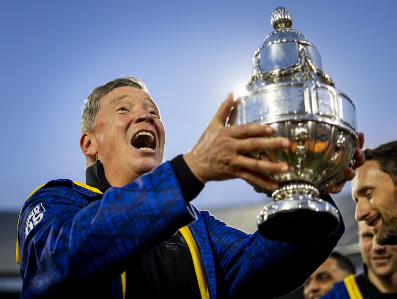 Blauwe Dennenappel voor De Treffers • Leeroy Echteld: ‘Dacht dat ze ...