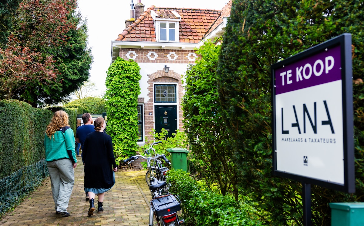 Woningen kosten gemiddeld al half miljoen, maar ‘grootste gekte is eraf ...