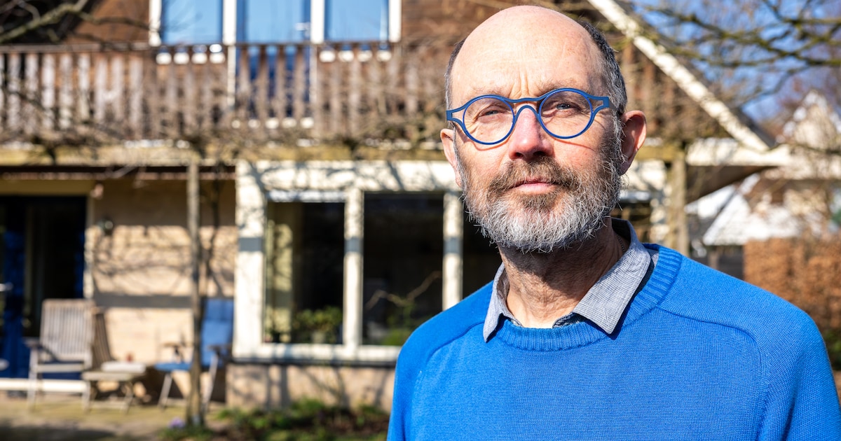 Jaap (67) kan er niet tegen dat jonge gezinnen geen huis kunnen kopen ...