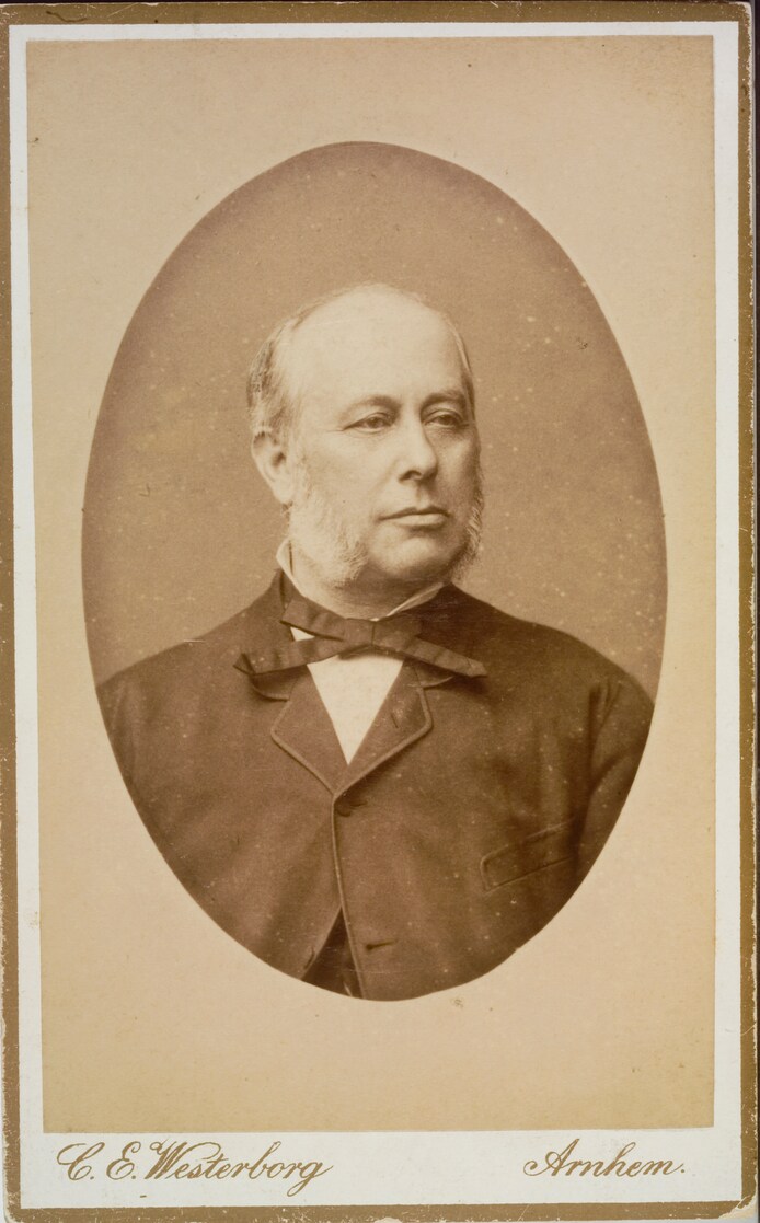 Het allereerste boek over de complete historie van Arnhem | Arnhem voor ...