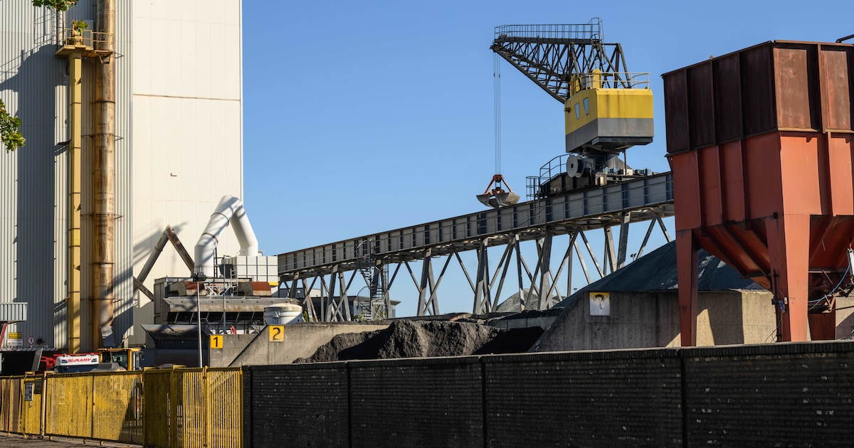 Hengelo legt asfaltcentrale opnieuw boete op: 29 keer te veel ...
