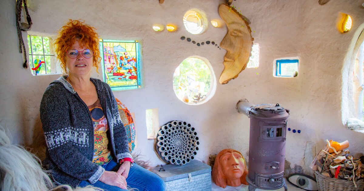 Conny heeft een zelfgemaakt Hobbit-huis in haar tuin: ‘Mijn creatieve ...