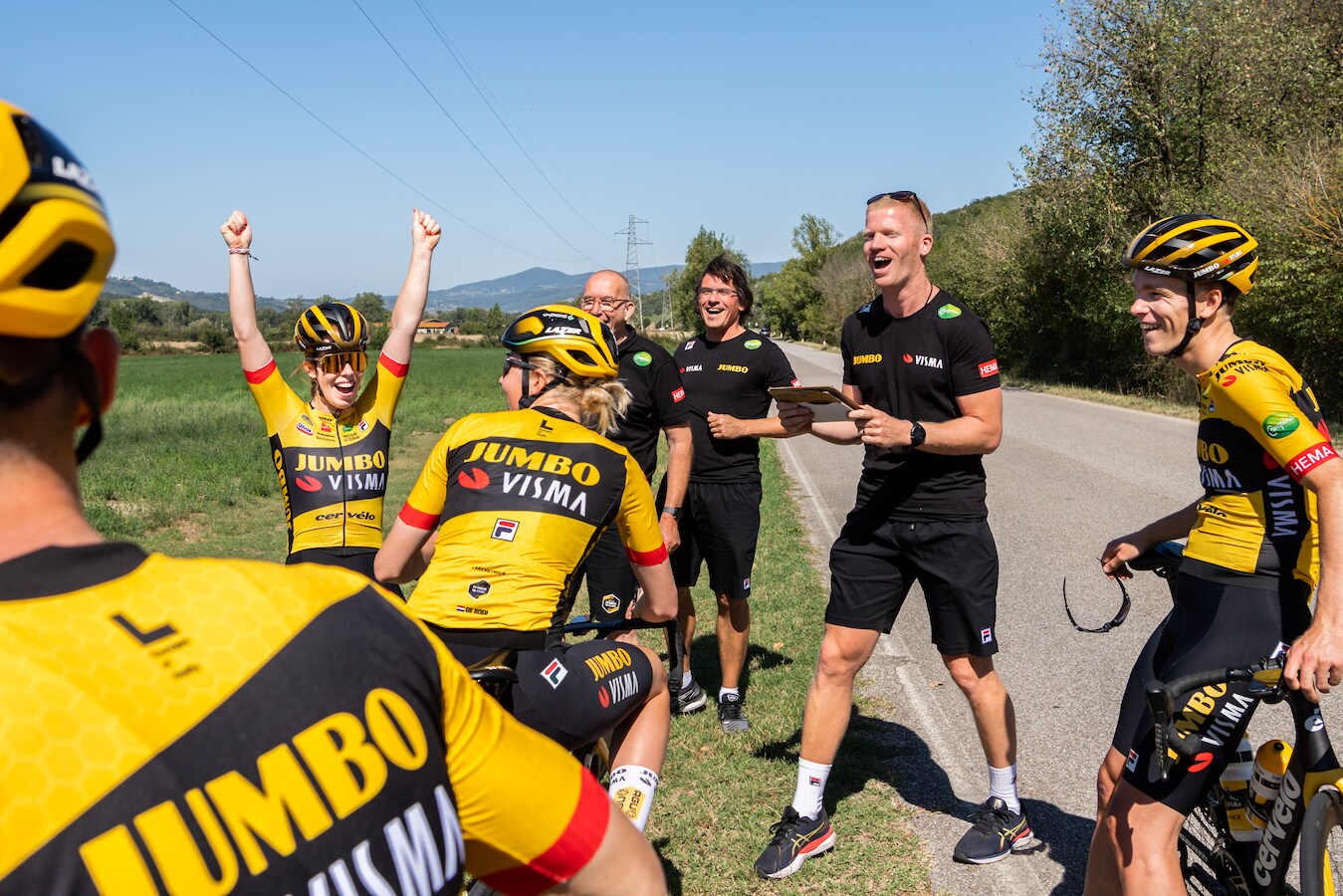 Jutta Leerdam en ploeggenoten bereiden zich onder Italiaanse zon voor ...