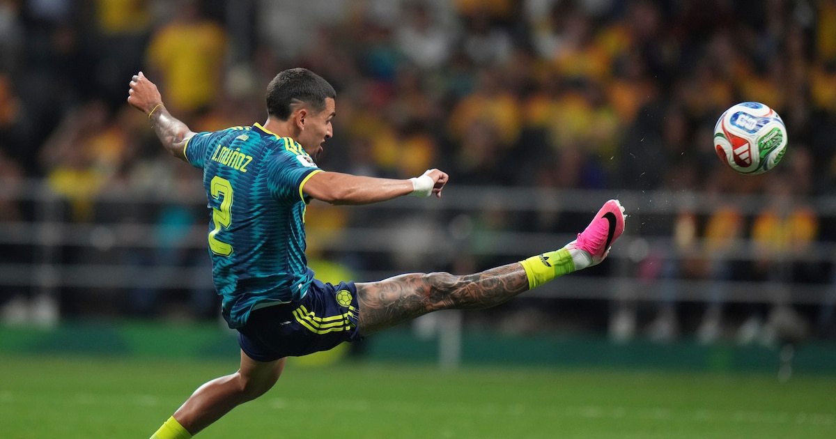 LIVE WK voetbal | Colombia breekt muur van Oezbekistan: Daniel Muñoz ...