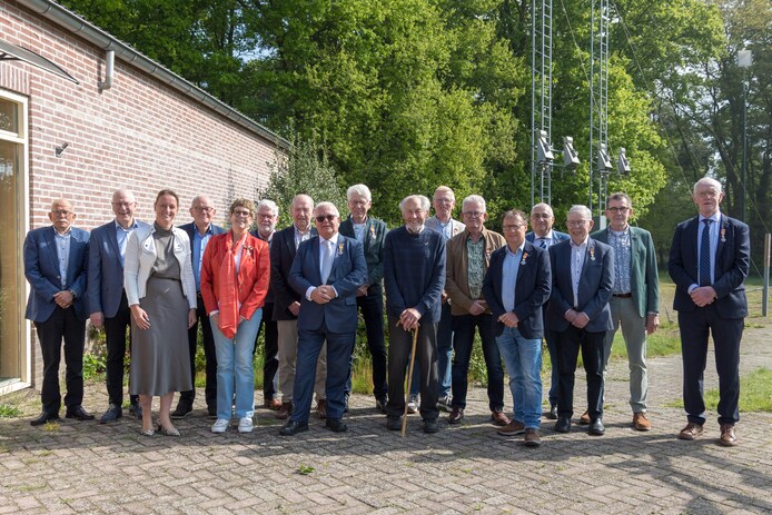 Onderscheidden vrijwilligers, herdenking en bevrijdingslunch | Land van ...