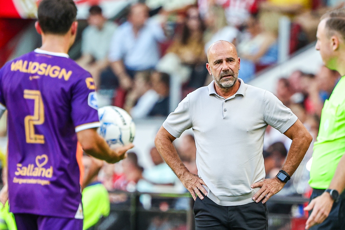 Nu trainer van PSV, vroeger (stiekem) tussen de harde kern van Go Ahead Eagles: ‘Stoer en ...