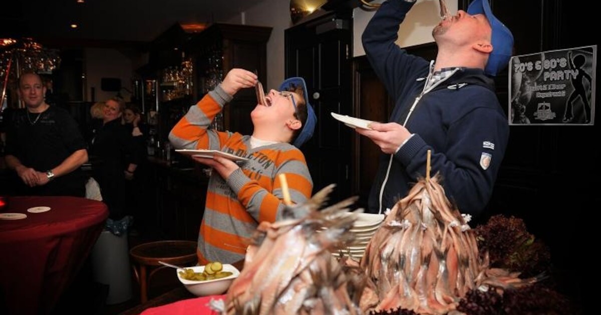 'Herringschellen' als definitieve punt achter carnaval | Regio | De ...