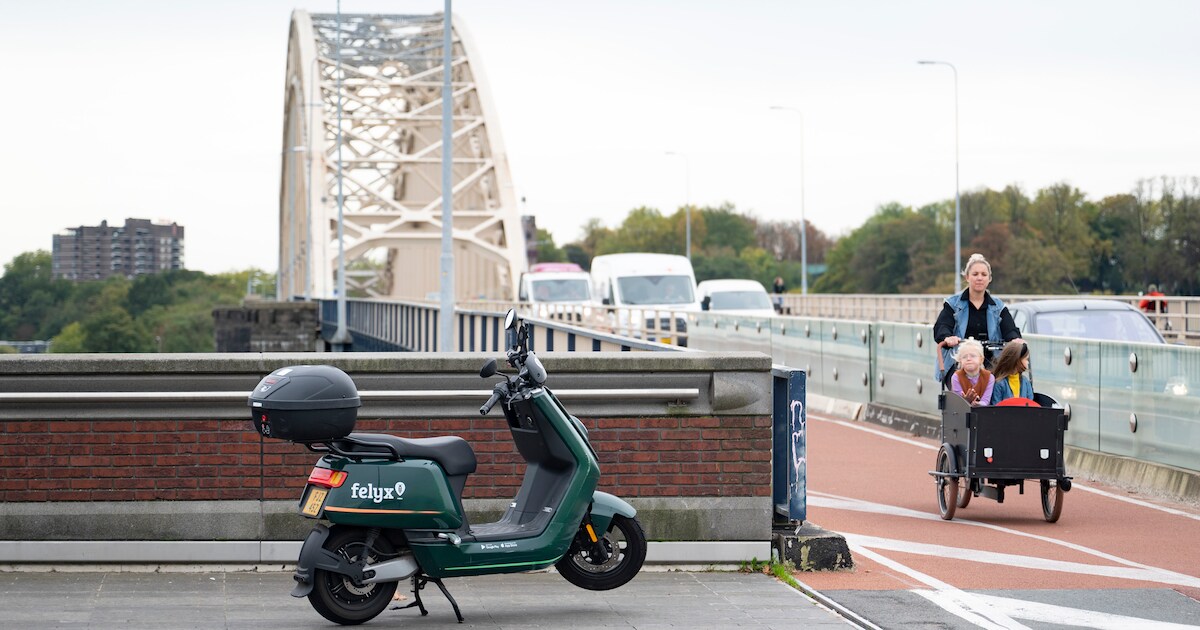 Uitstel wordt geen afstel: deelscooters van Felyx komen deze maand écht ...