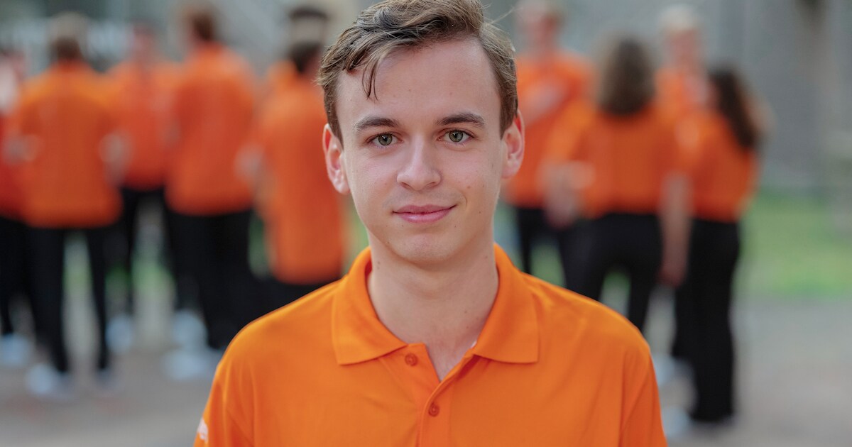 David (21) uit Wageningen bouwt met zijn team aan de snelste zonneauto ...