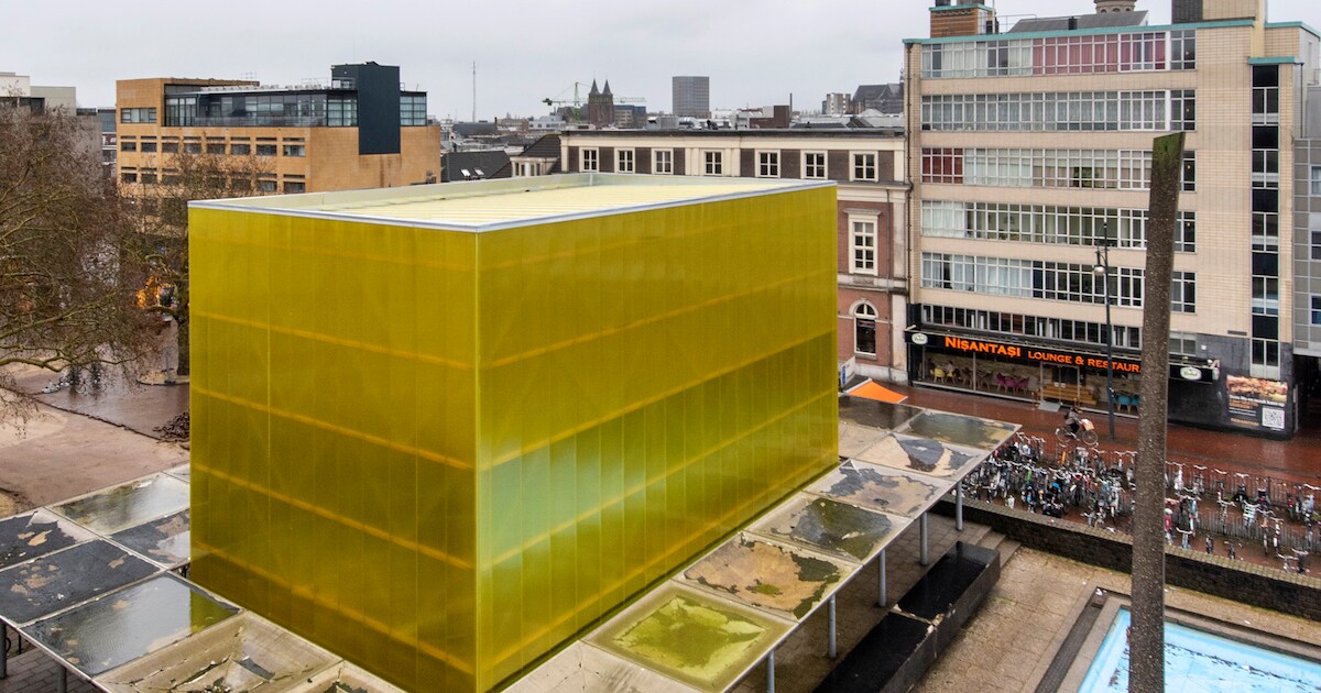 Einde gele kubus op Gele Rijdersplein in Arnhem nabij | Arnhem ...