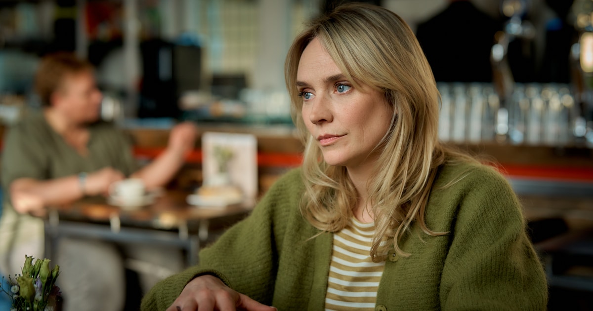 Actrice Bracha van Doesburgh over pubers en opvoeden: ‘We worstelen ...
