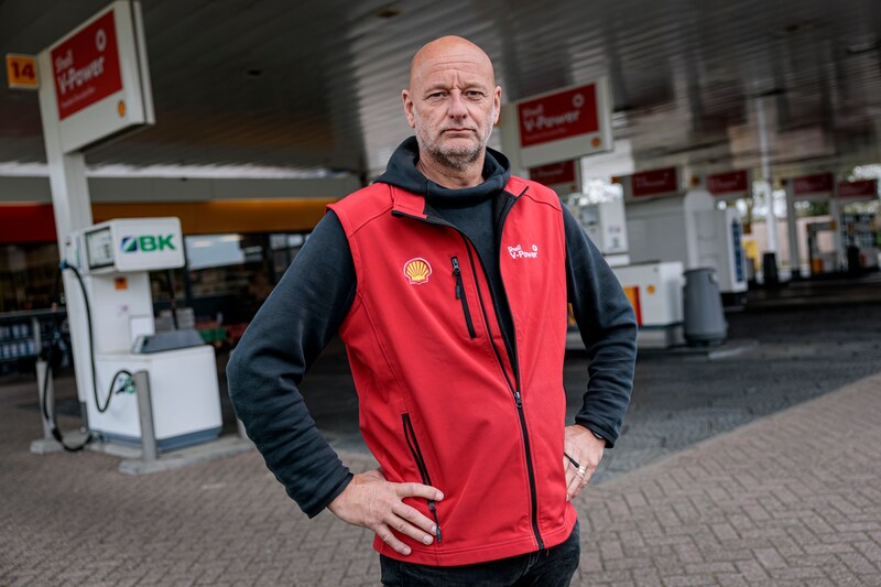 Liter benzine in Duitsland 40 cent goedkoper: 'We zitten aan de ...