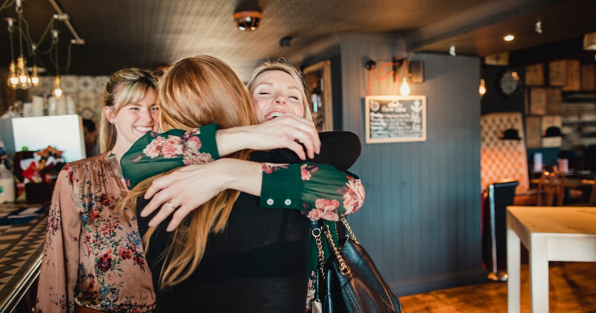 Al 32 jaar dezelfde persoon zijn kan soms het gevoel geven dat je geen ...