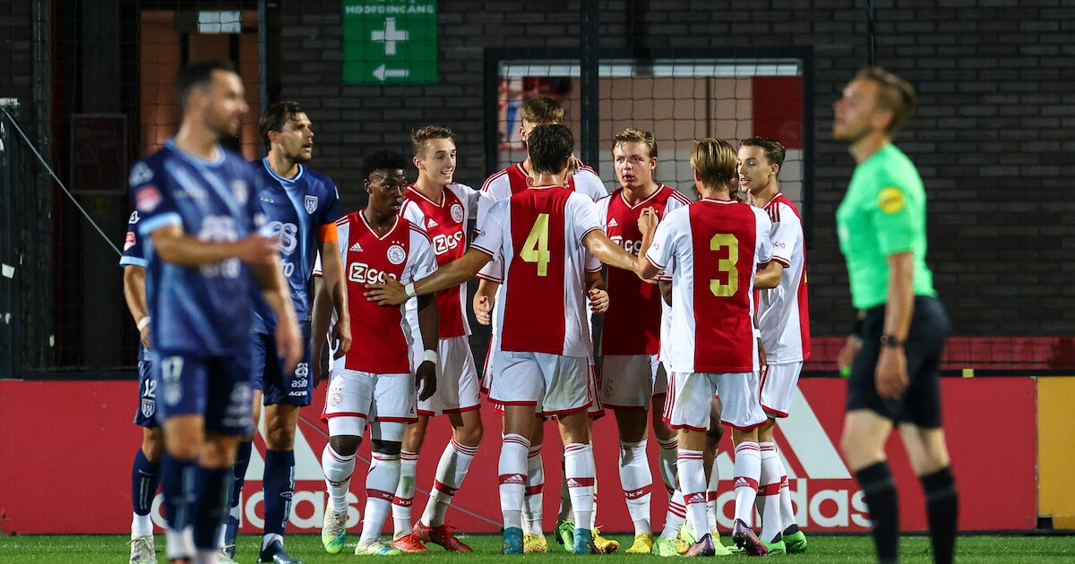 Heracles haakt af bij top Keuken Kampioen Divisie na pijnlijk verlies bij Jong Ajax | Voetbal ...