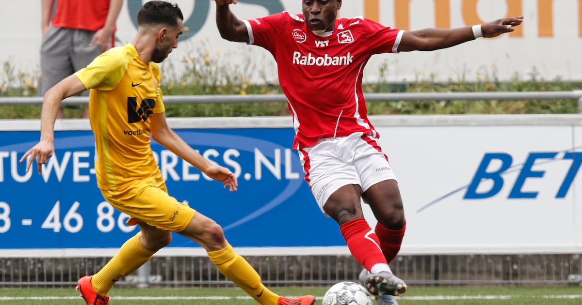 Aanvaller Kevin Schmidt mist seizoensopening DOVO | Voetbal De Vallei ...