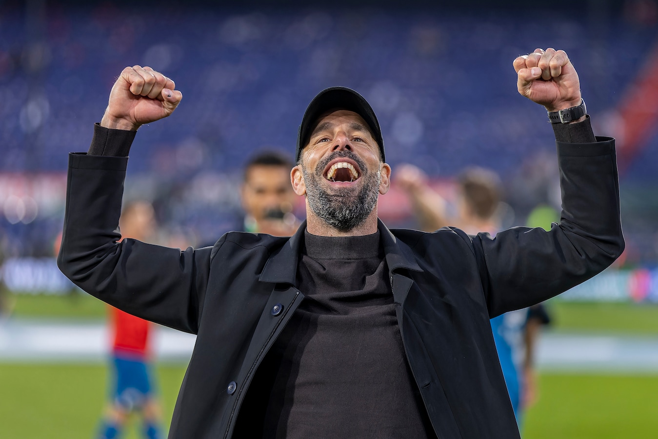 Ruud van Nistelrooij is messcherp tegen verslaggever na de bekerwinst ...