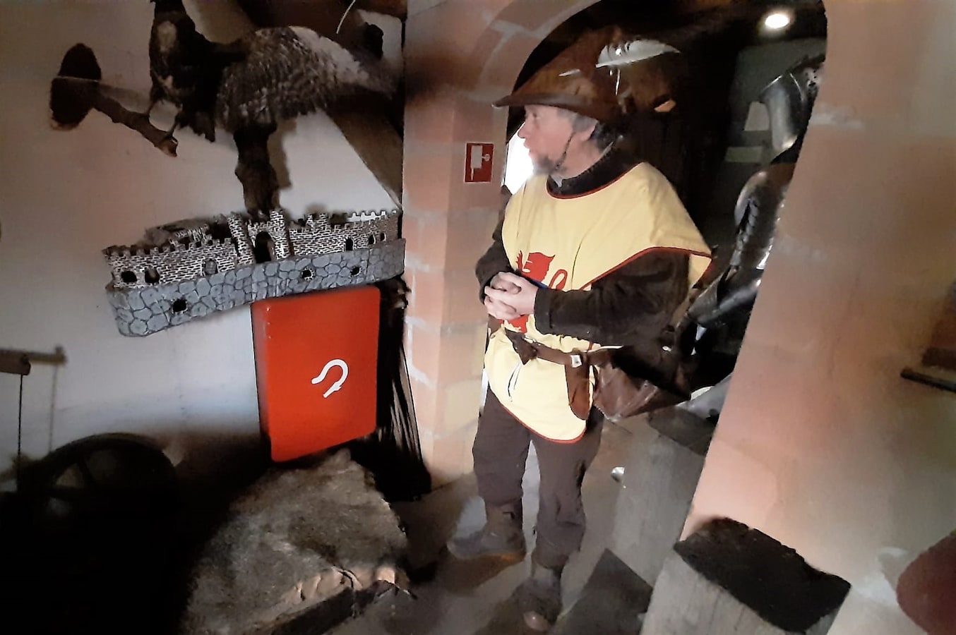 Ridder Lenny, kasteelheer van de Vlotburg, zal in het harnas sterven ...