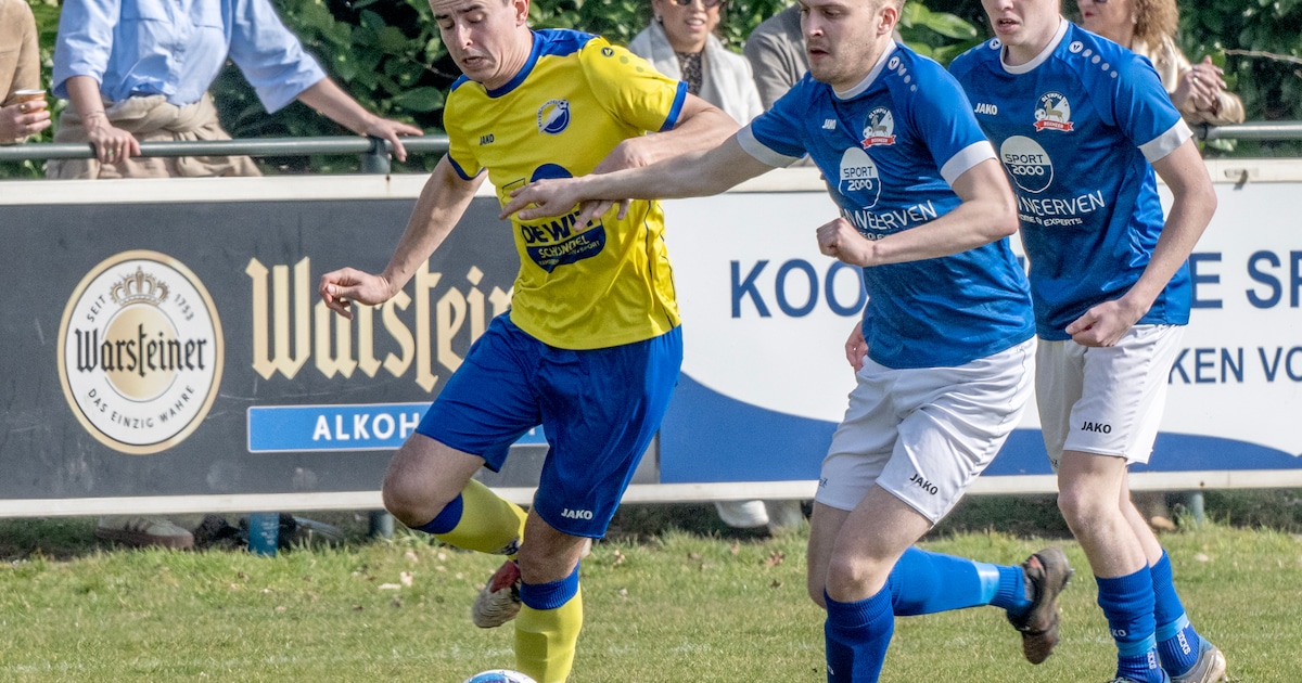 Een hartje, twee duimpjes en drie punten: 19-jarige Kevin Moors steelt ...
