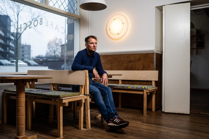 Rob te Kamp was jarenlang uitbater van Café de Kroeg en heeft nu ...