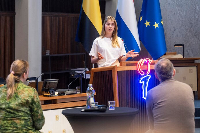 Jongeren bezorgd over Trump, Poetin en kans op oorlog in Europa: ‘Ik ...