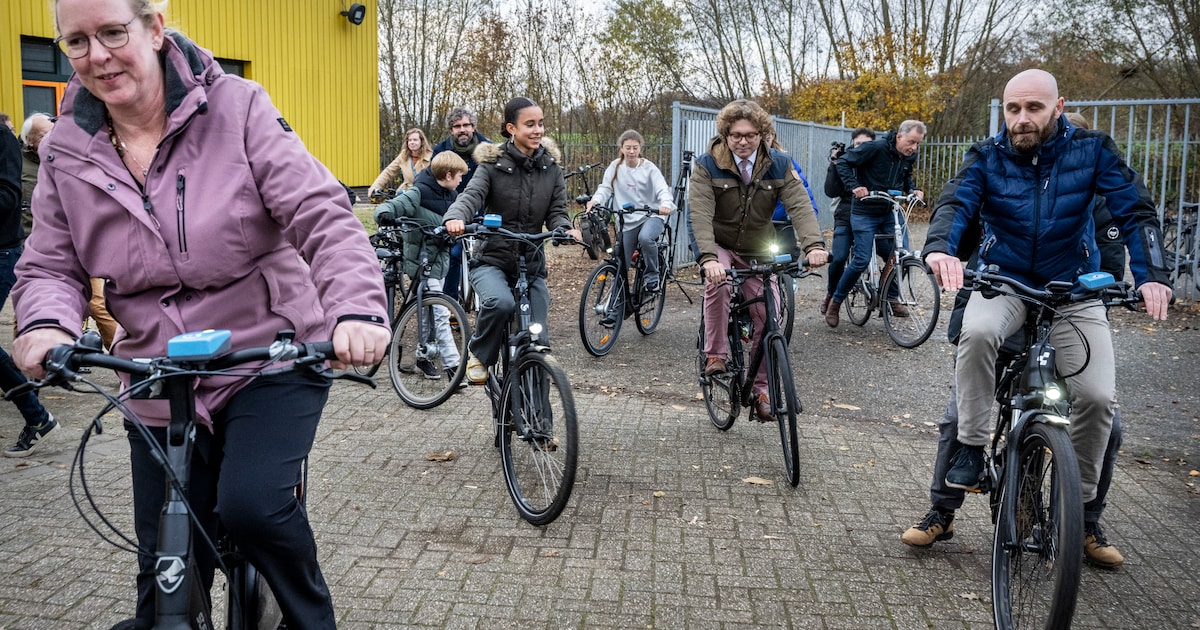 Schone lucht of vervuiling? Nijmeegse scholieren meten met een ‘snuffelfiets’ de luchtkwaliteit ...