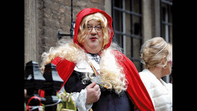 De ontknoping is daar: dit is het carnavalskostuum van Bruls | Nijmegen ...