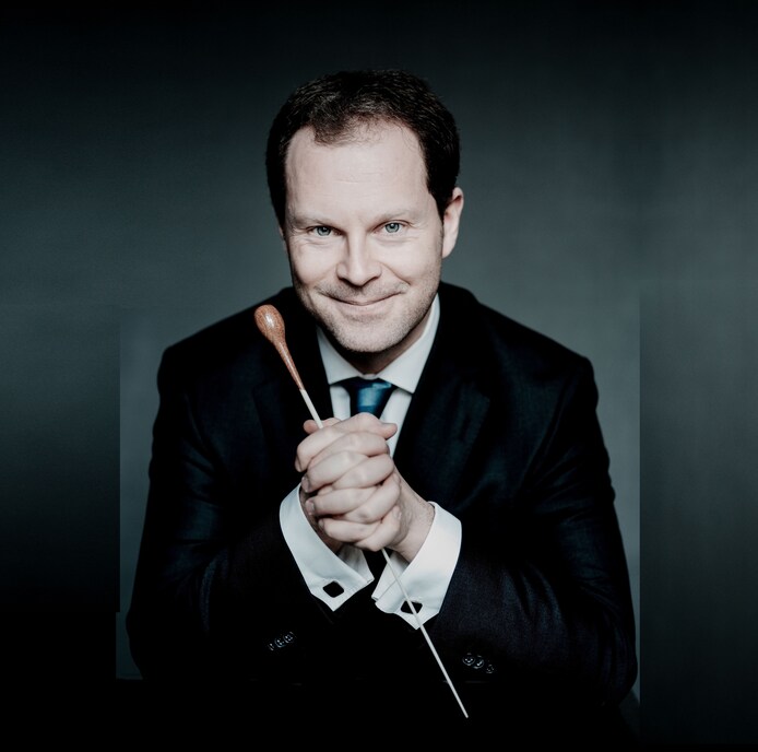 Gastdirigent Alexei Ogrintchouk neemt stokje bij Phion over; contract voor 3 seizoenen | Arnhem ...