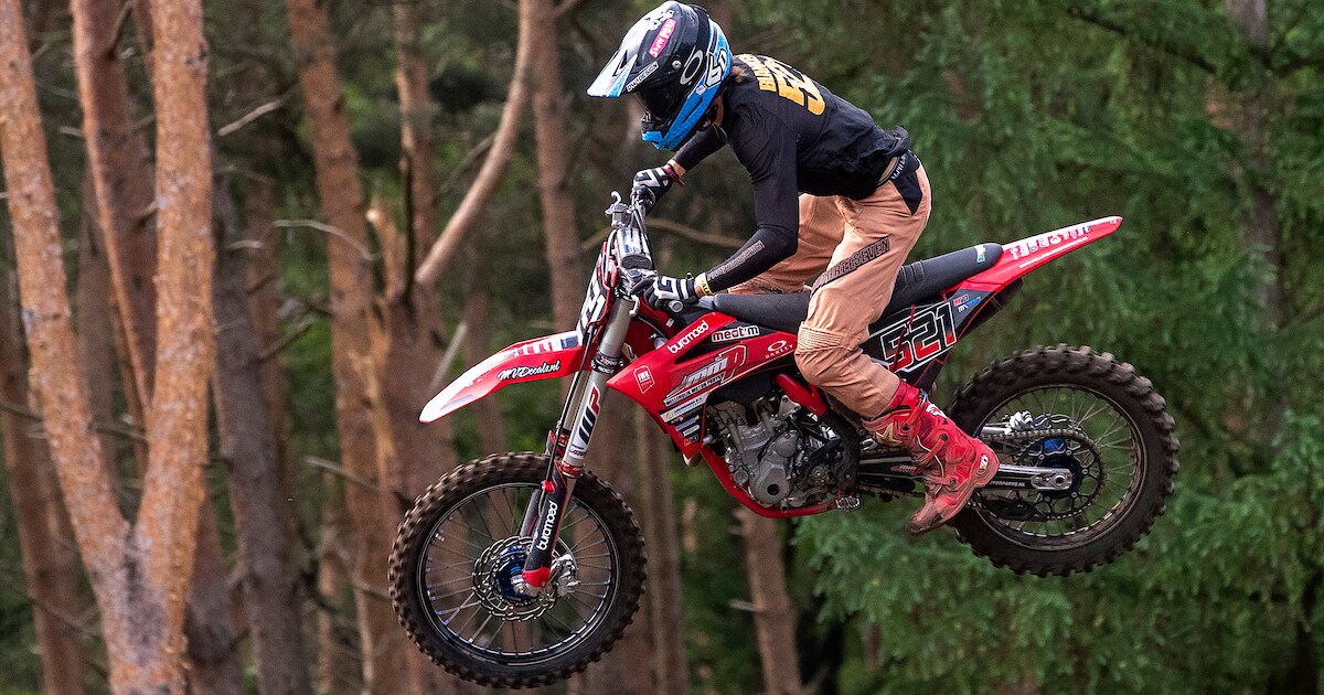 Sterke start van crossers in Lierop: ‘De eerste manche startte ik als ...