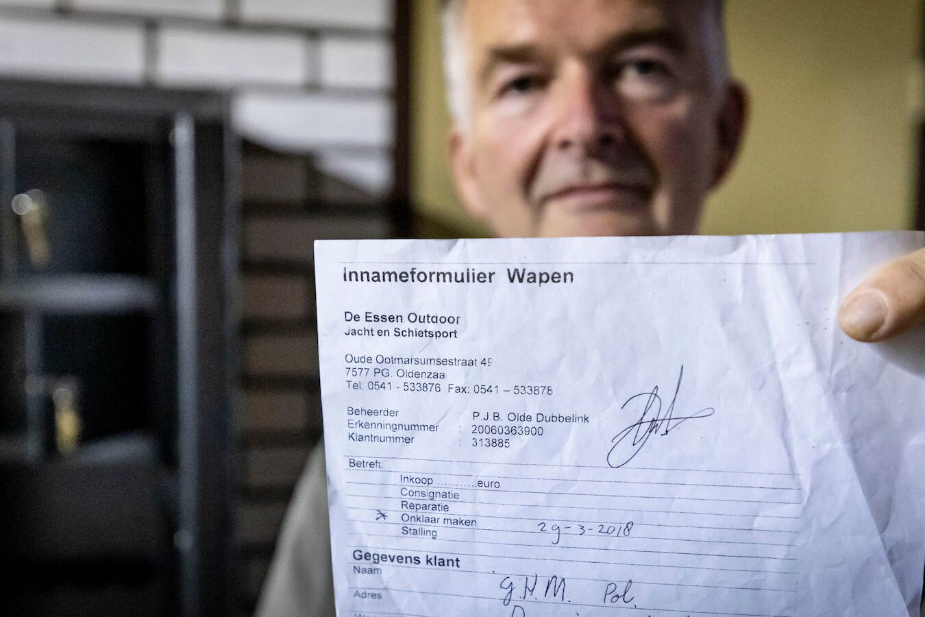Hubert uit Weerselo is wapens uit familiebezit al vijf jaar ‘kwijt ...