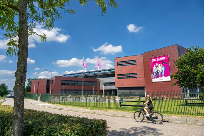 School schrapt alle lessen uit vrees voor examenstunt, eerder vakantie voor 1400 leerlingen ...
