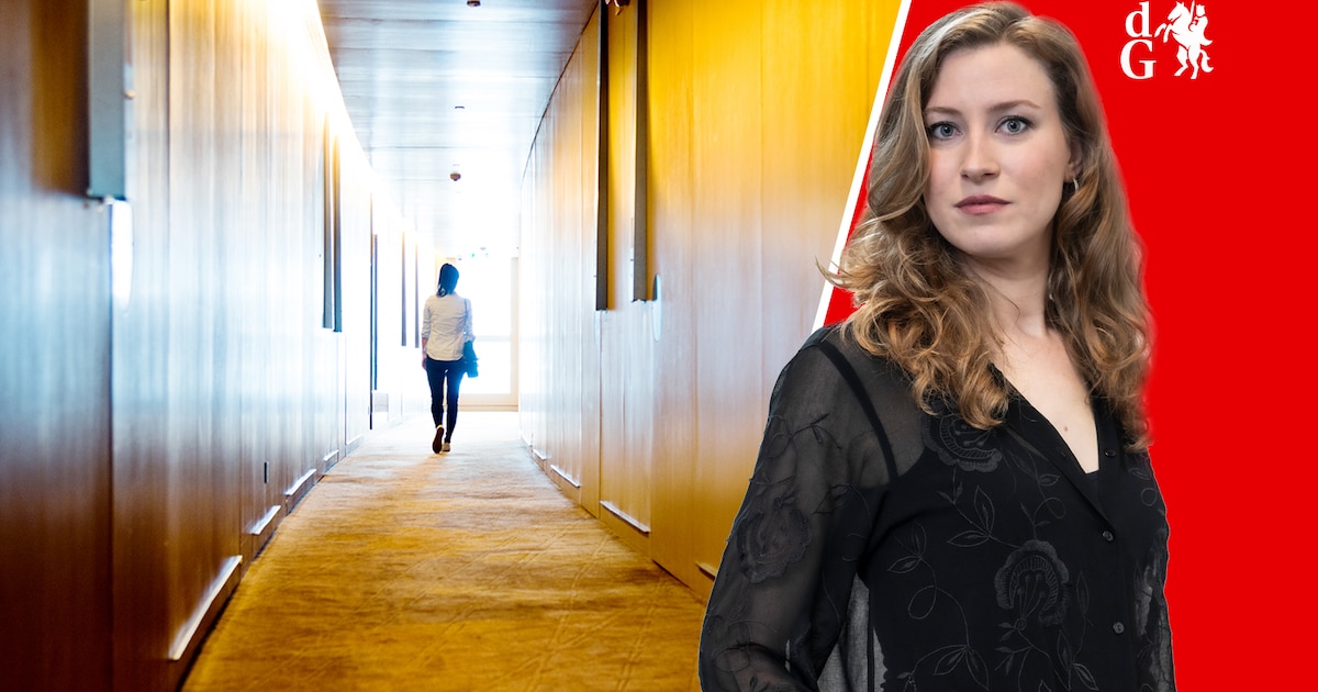Doei badkamer, die jullie naar mijn smaak te weinig poetsten | Loes ...