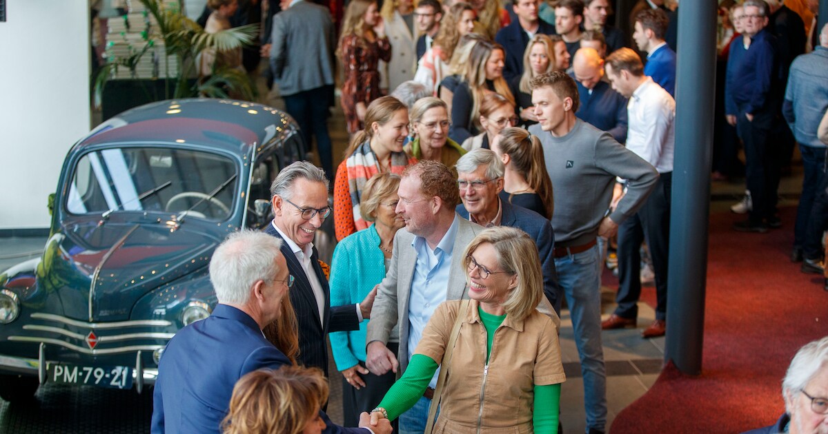 Van op de bonnefooi naar de camping tot miljoenenbedrijf: ACSI pakt uit ...