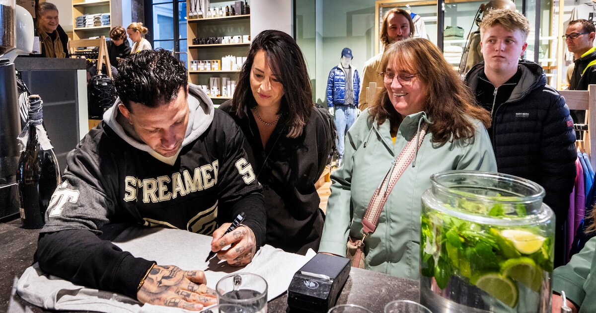 Grote drukte voor Kraantje Pappie bij speciale Streamers pop-up store ...