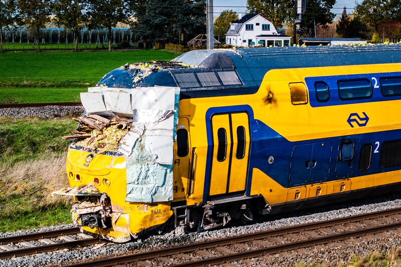 Een monsteroperatie aan het spoor na de enorme crash in Meteren: kan de ...