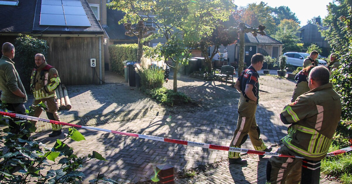 Gaslek nadat bewoner paal in grond slaat en leiding raakt in Leusden ...