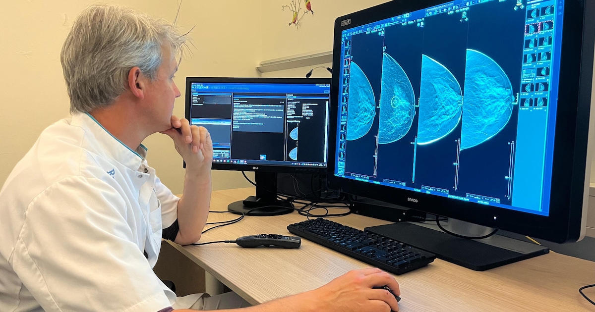 Twee radiologen beoordelen nu scans op borstkanker, maar een van hen ...