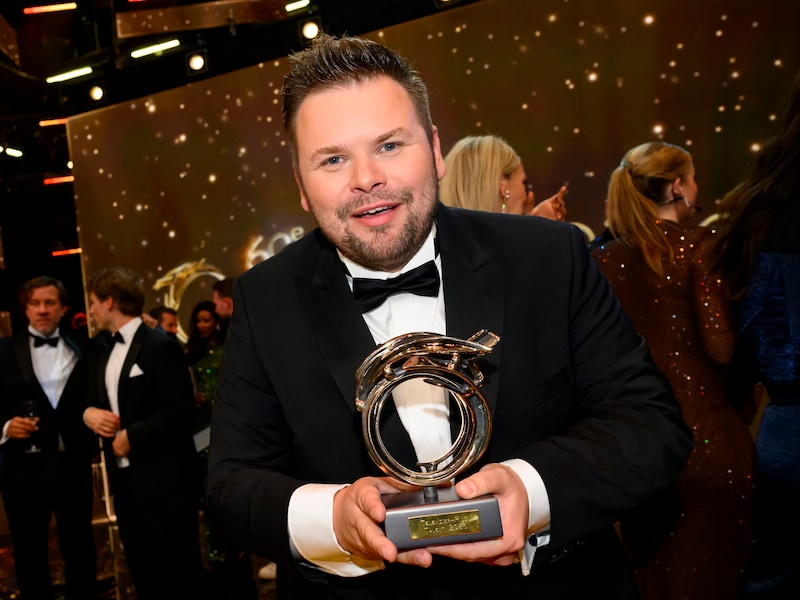 Voor het eerst sinds 'hele lange tijd' sprak Aad van Toor zijn broer ...