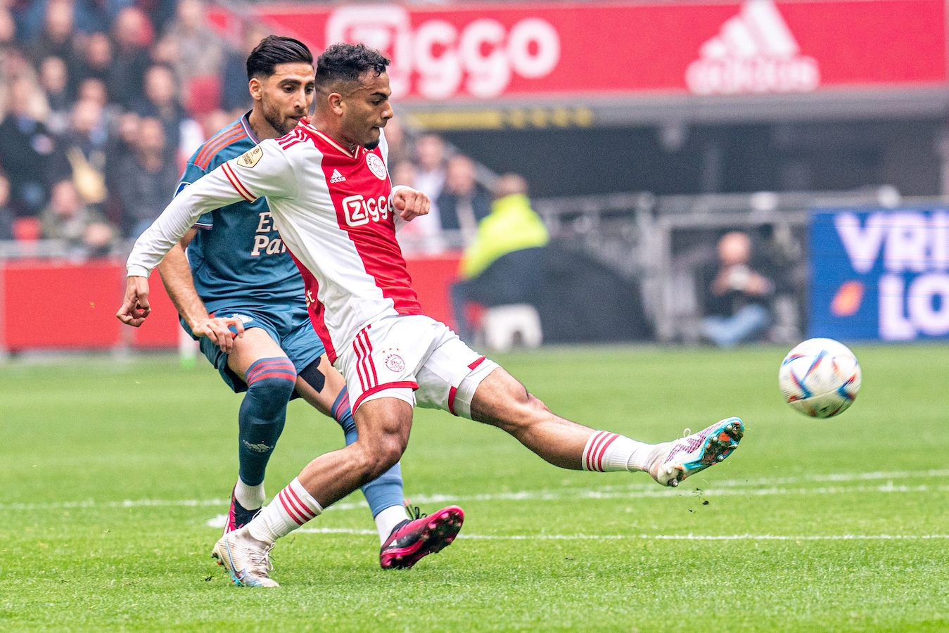 Sven Mislintat staat na rampseizoen voor hels karwei bij Ajax: met een ...