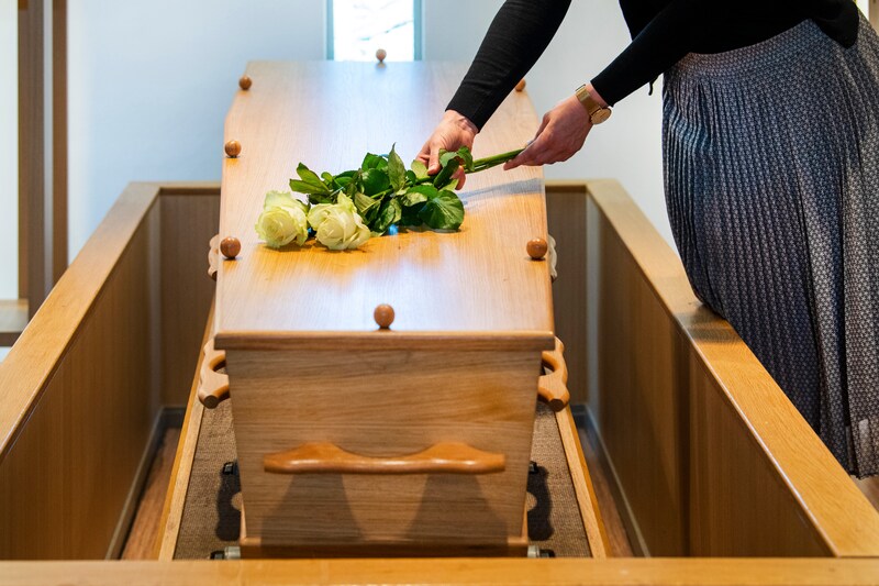 Afscheid van overleden vader loopt uit op nachtmerrie, twee families ...